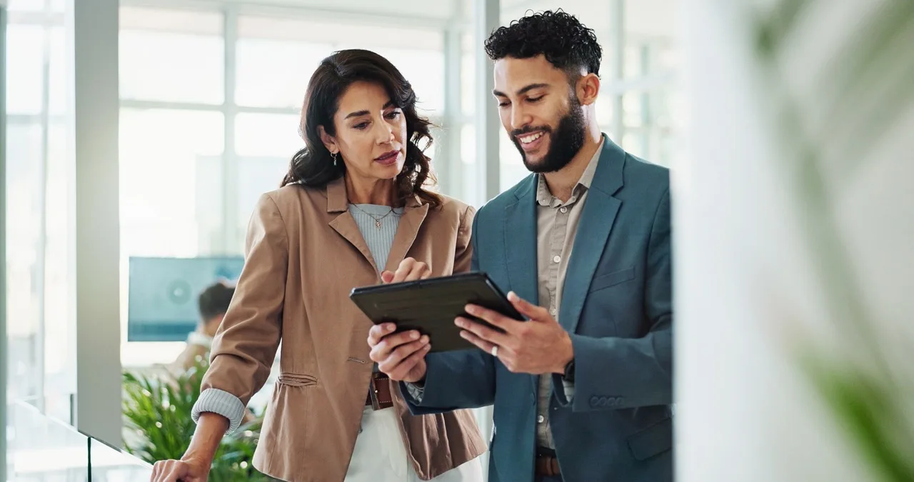 Due diligence guided workflows in legal tech