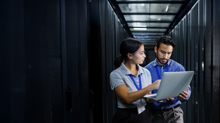 Mitigate risk and prevent fraud in the insurance industry | Thomson Reuters